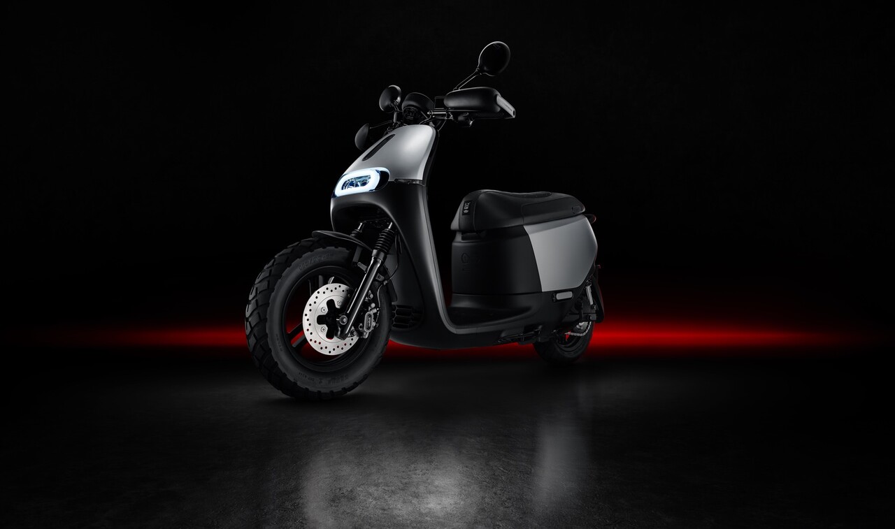 Gogoro 2 Rumbler - Electric Scooter 2025 - 🇺🇸 United States